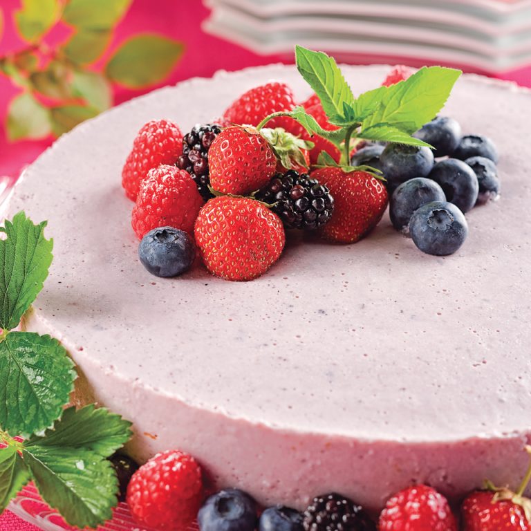 Bavarois au fromage et aux fruits des champs - 5 ingredients 15 minutes
