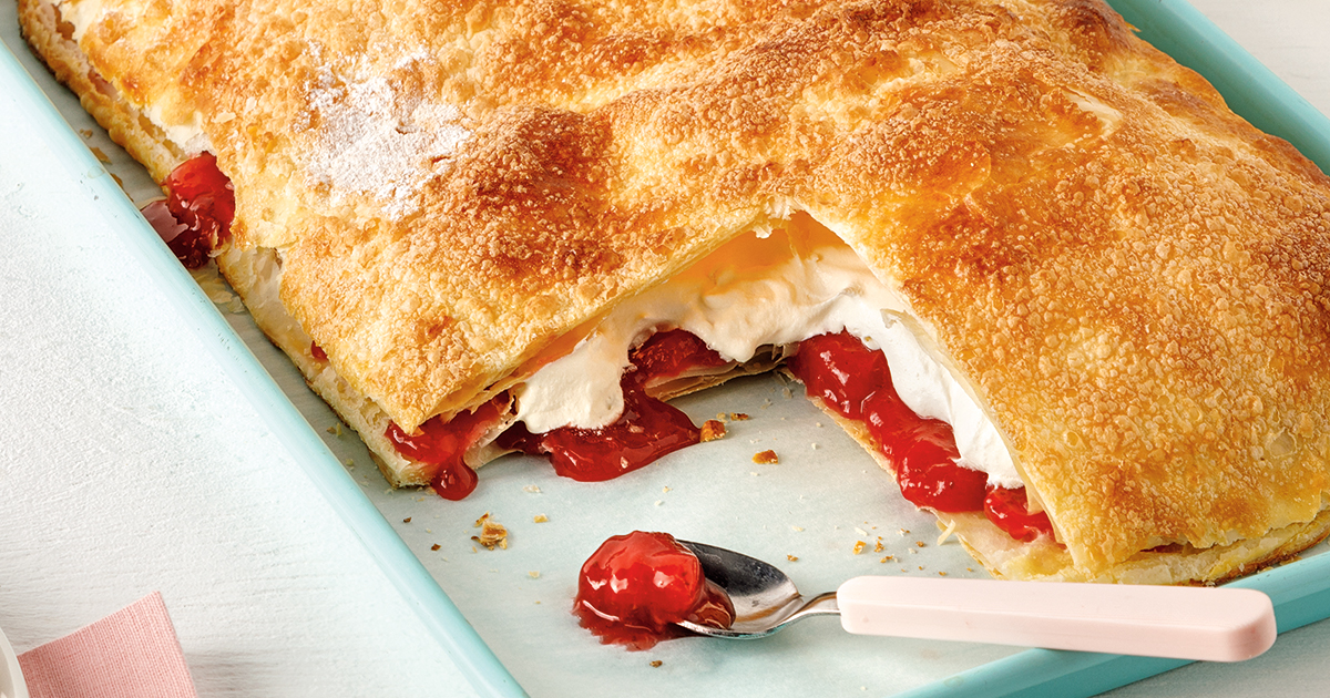 Feuilleté géant style Passion Flakie fraises et crème - Glouton