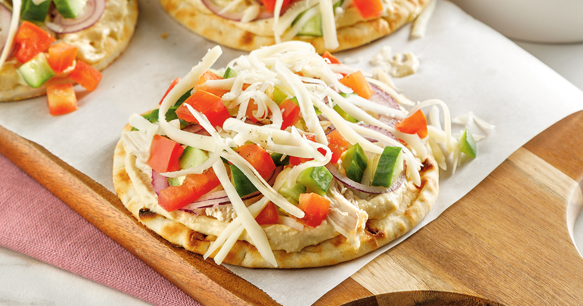 Mini-pizzas froides avec hummus - 5 ingredients 15 minutes
