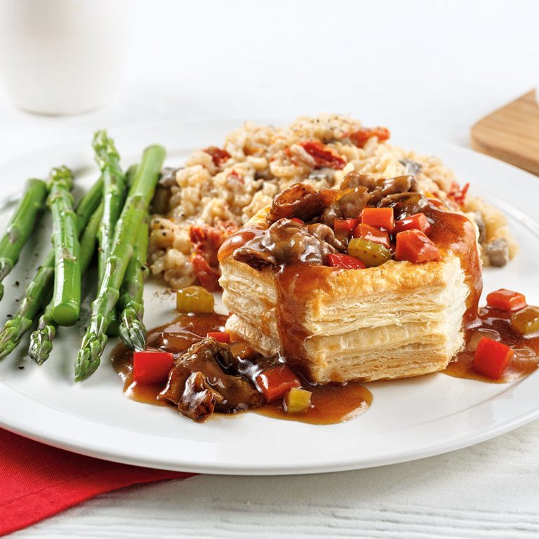 Vol-au-vent au bœuf à fondue, sauce demi-glace - 5 ingredients 15 minutes