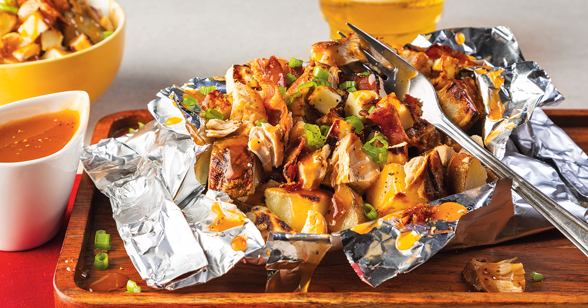 Papillote de poutine au halloumi et poulet barbecue - 5 ingredients 15 ...