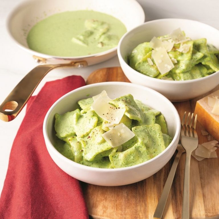 Raviolis au bœuf, sauce aux épinards - 5 ingredients 15 minutes