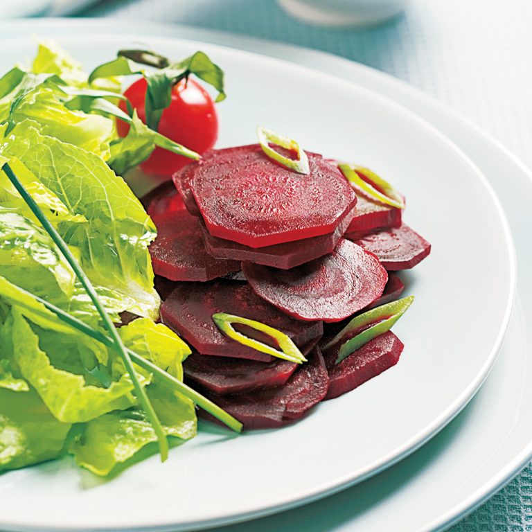 Betteraves marinées à l'estragon - Les recettes de Caty