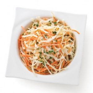 Salade croquante de chou et carottes - Les recettes de Caty