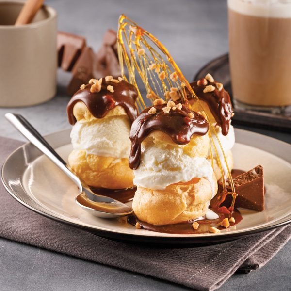 Profiteroles, sauce au Toblerone et dentelle de caramel - Les recettes ...