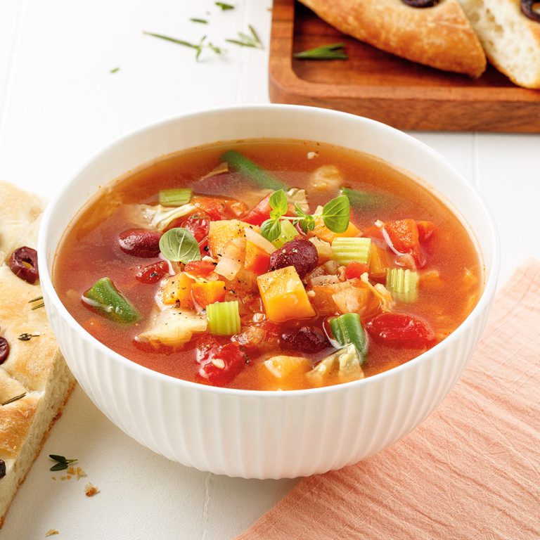 Soupe au chou et haricots rouges - Les recettes de Caty