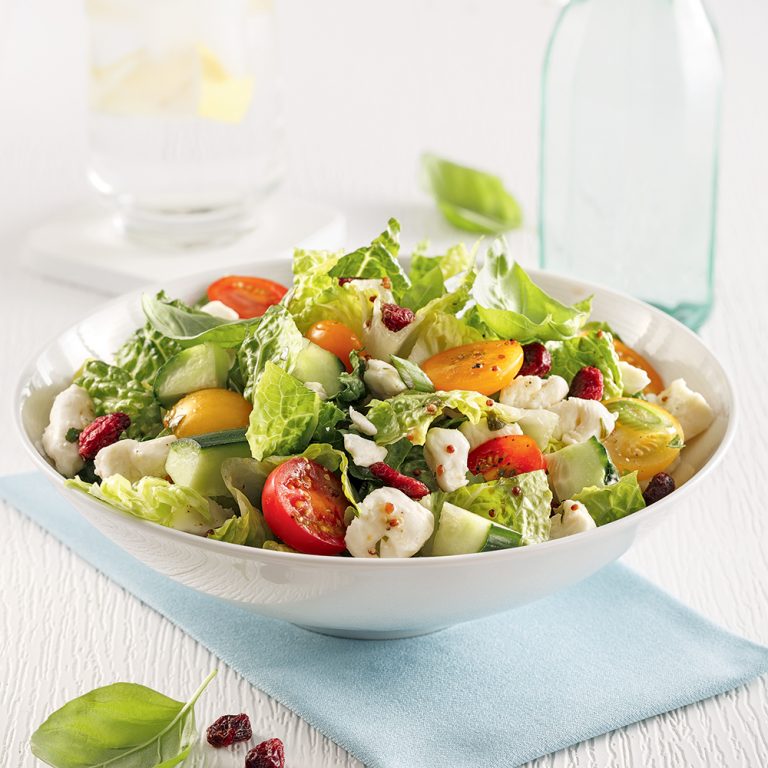 Salade saisonnière au fromage en grains - Les recettes de Caty
