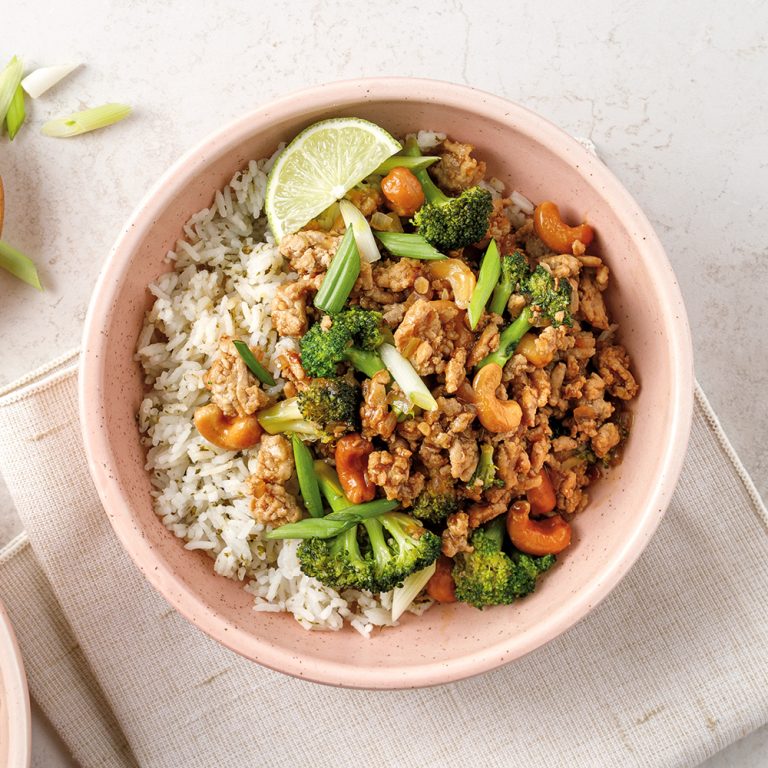 Poulet haché à l’ail et aux noix de cajou - Les recettes de Caty
