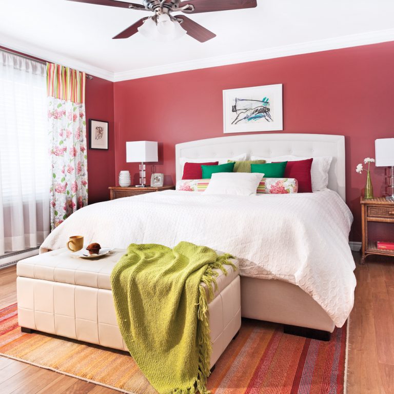 Rouge en rappel des rideaux pour la chambre - Je Décore